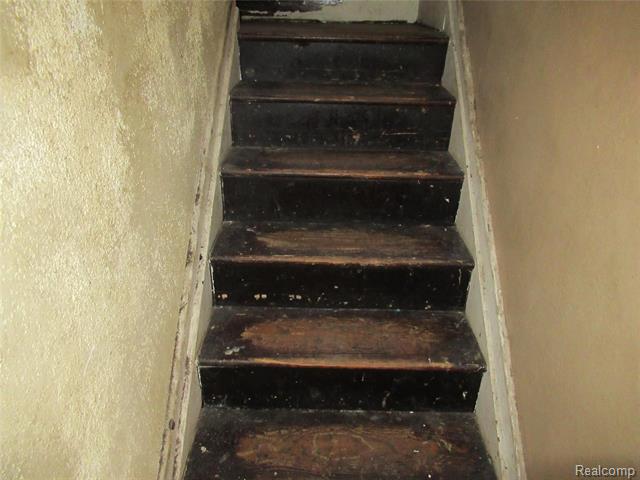 13218 Stoepel Street Detroit, MI. 48238 | Snabby