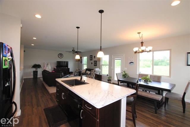 66654 Hartway Ray, MI. 48096 | Snabby