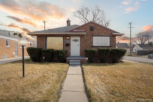18800 Dequindre Street Detroit, MI. 48234 | Snabby