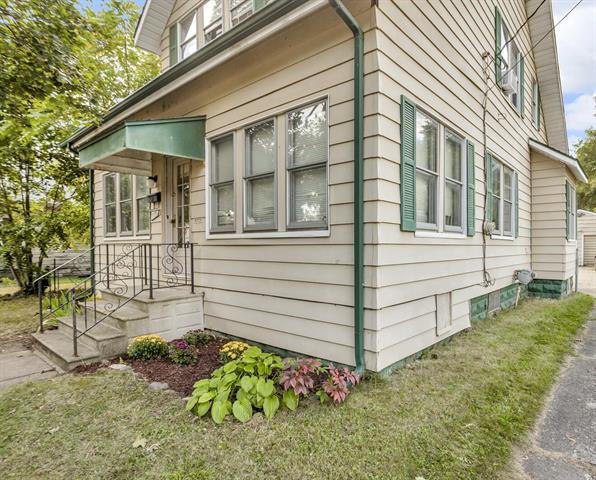 1104 N Blackstone Street Jackson, MI. 49202 | Snabby