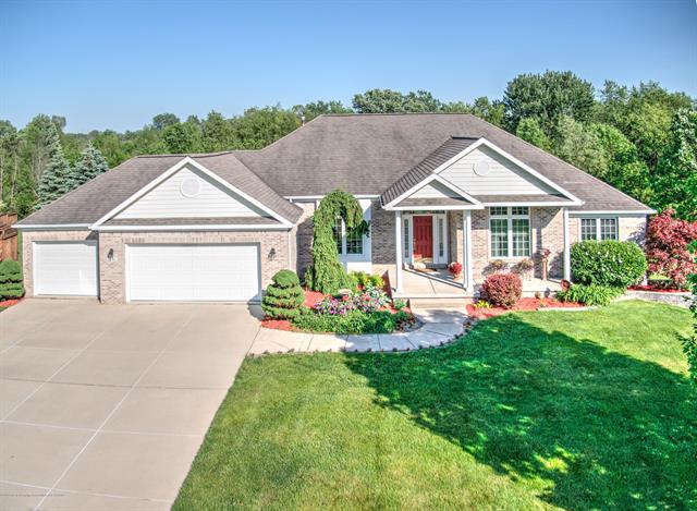 5568 Wild Iris Lane Haslett, MI. 48840 | Snabby