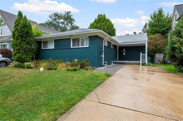 10534 Kingston Ave Huntington Woods, MI. 48070 | Snabby