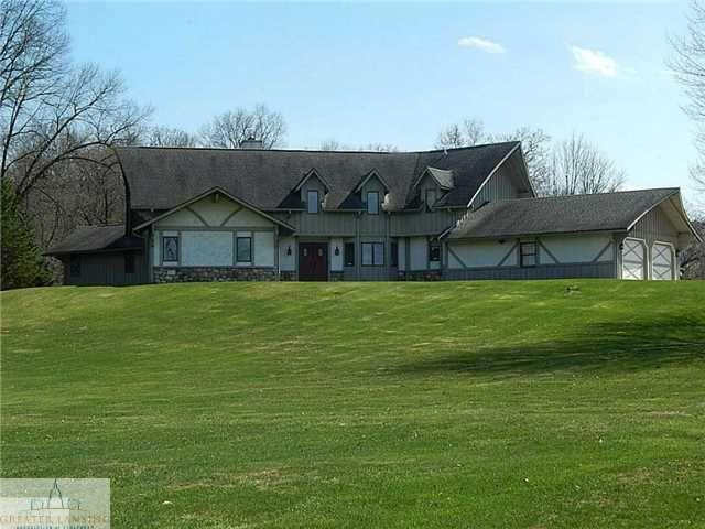 11465 Clinton Road Rives Junction, MI. 49277 | Snabby