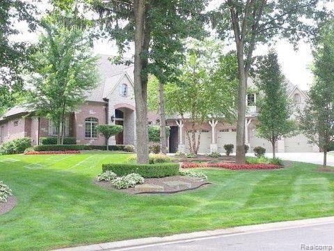 4522 Mapleton Drive Howell, MI. 48843 | Snabby