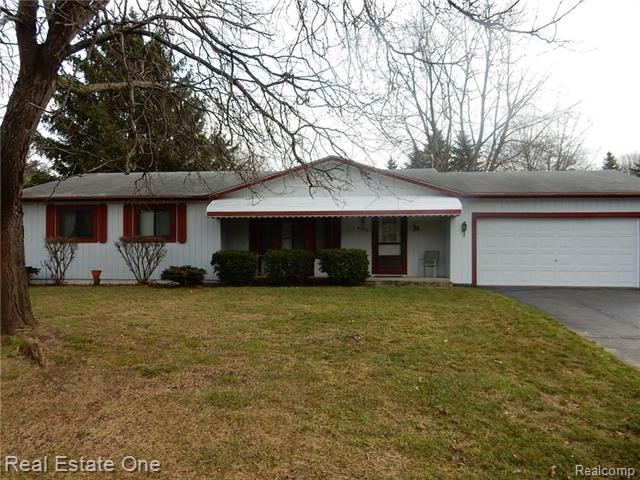 3200 Jennella Dr Walled Lake, MI. 48390 | Snabby